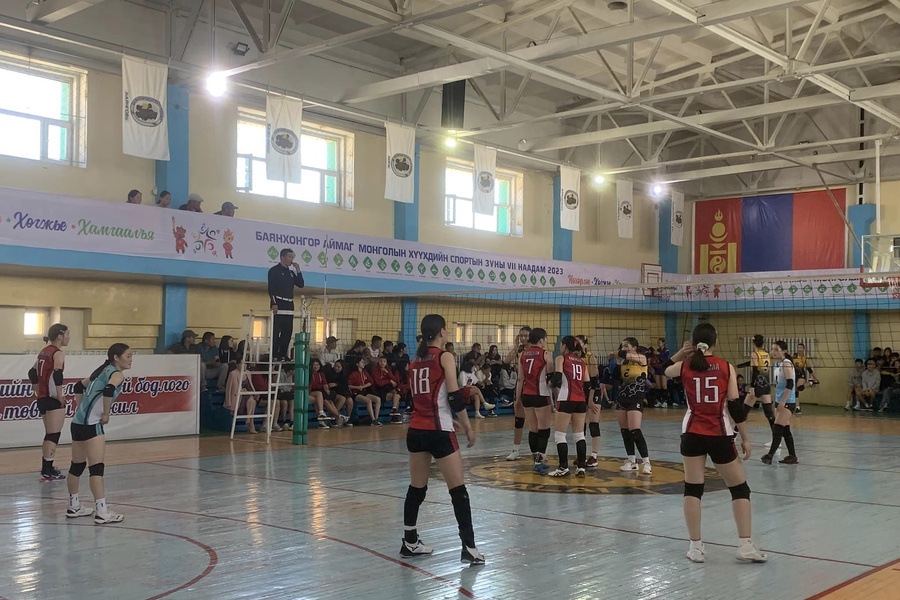Монголын хүүхдийн спортын зуны Vii наадмын Волейболын төрөлд охидын баг